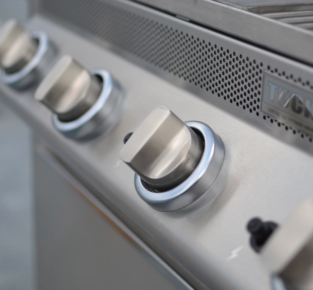 Tucker 5 Burner GTR BBQ Built In