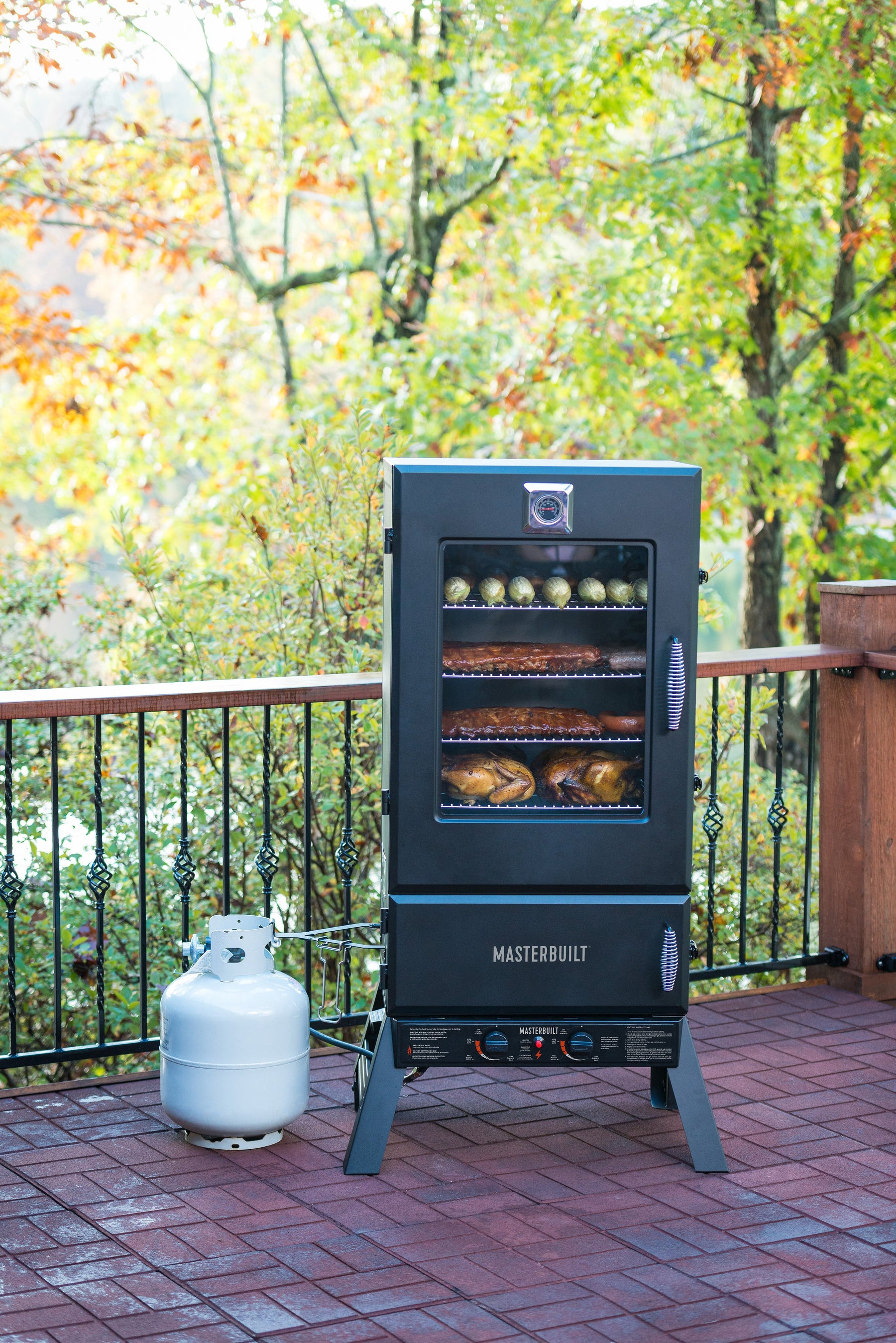 Masterbuilt XL Propane Smoker